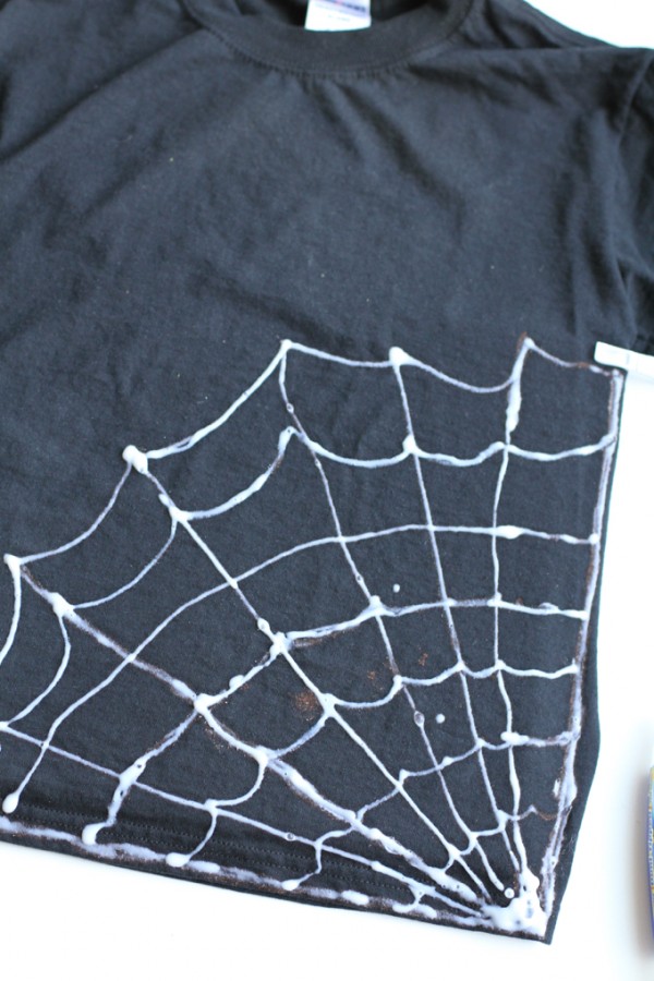 DIY Spider Web T-Shirt - Paintbrushes & Popsicles